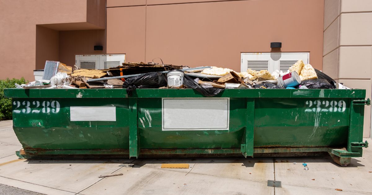 Compactors vs. Dumpsters: The Differences Explained